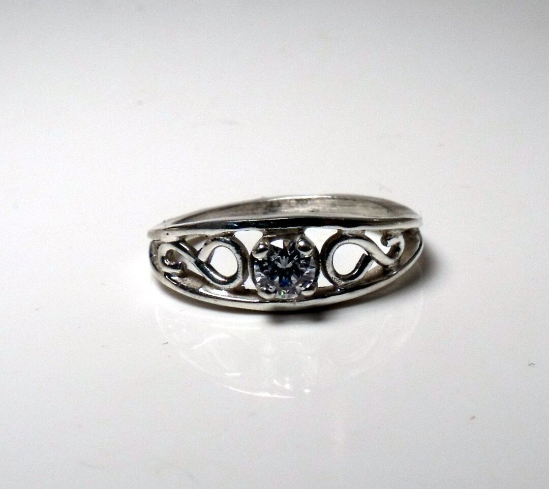 The Medium Width Crow Ring Rf180f - Etsy