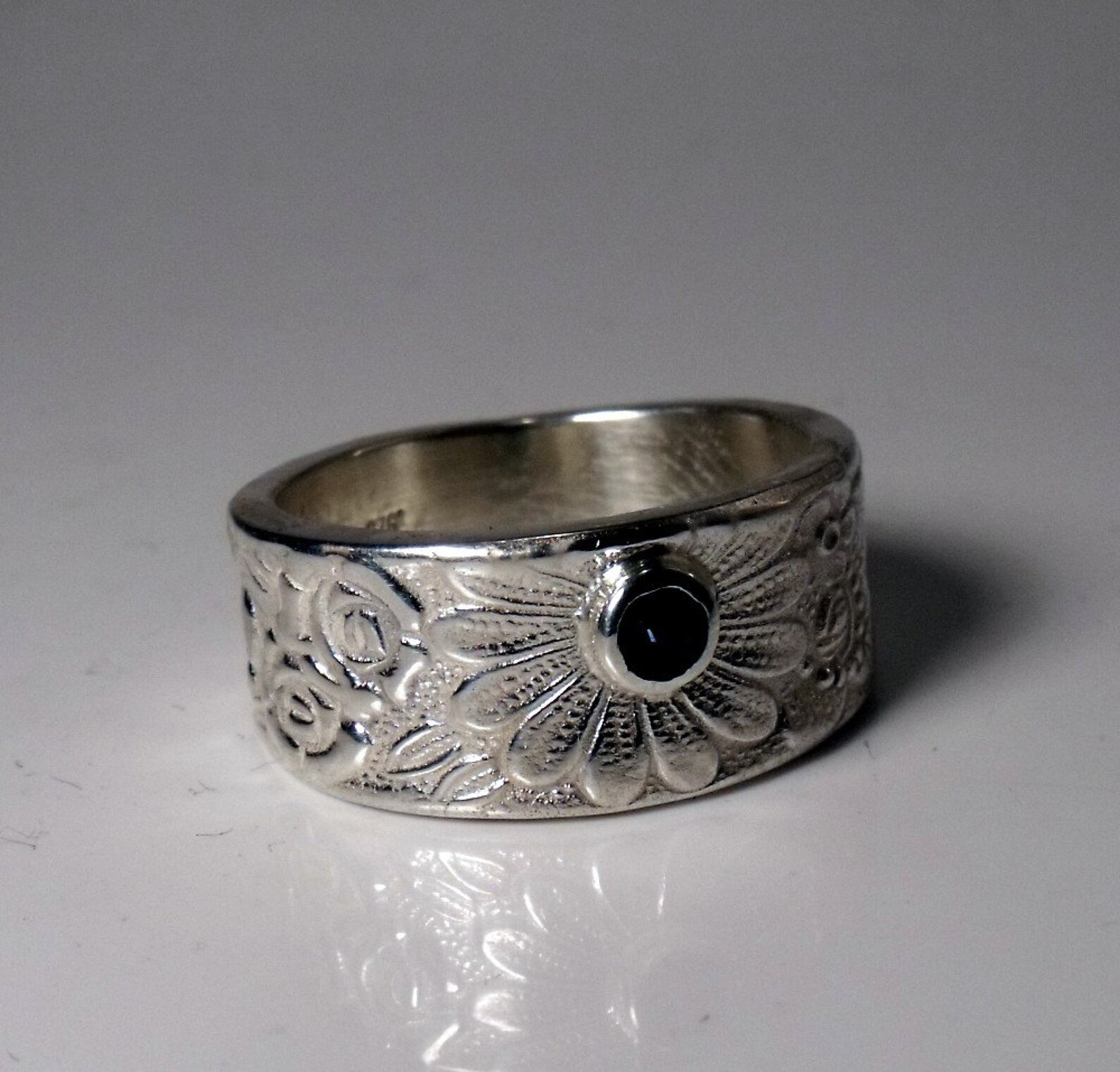 Sterling Silver Ring Flower Pattern 10mm Band RF021 - Etsy