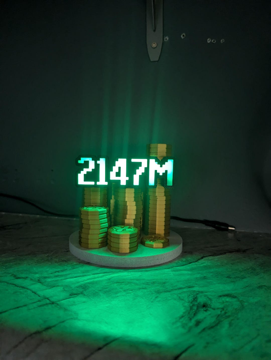 OSRS Generic Max Gold Stack LED Desk Lamp - Etsy