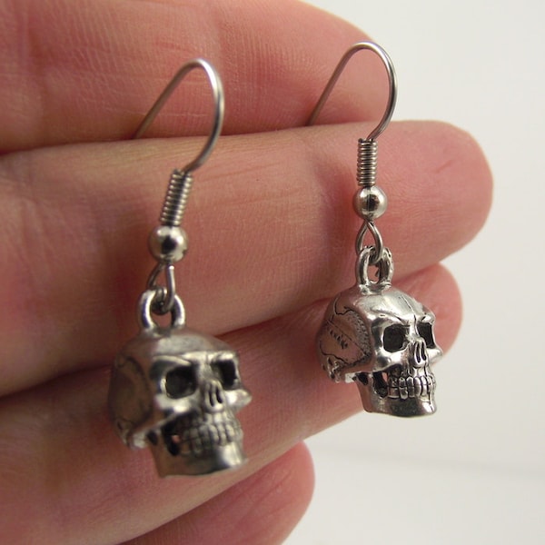 Skull Earrings - Etsy