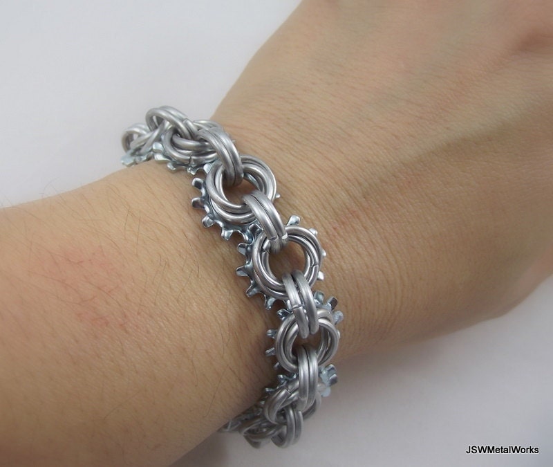 Steampunk Mobius Aluminum Chainmaille Bracelet Bold Chunky | Etsy
