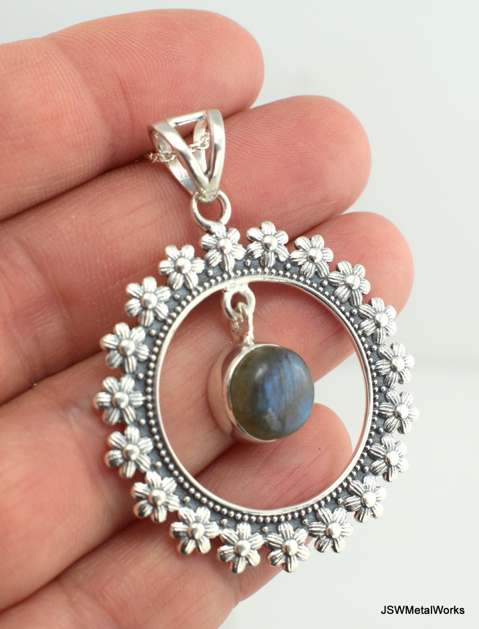 18 Inch Sterling Silver Round Floral Labradorite or Moonstone Necklace ...