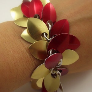 Red and Gold Shag Anodized Aluminum Bracelet Scalemail - Etsy