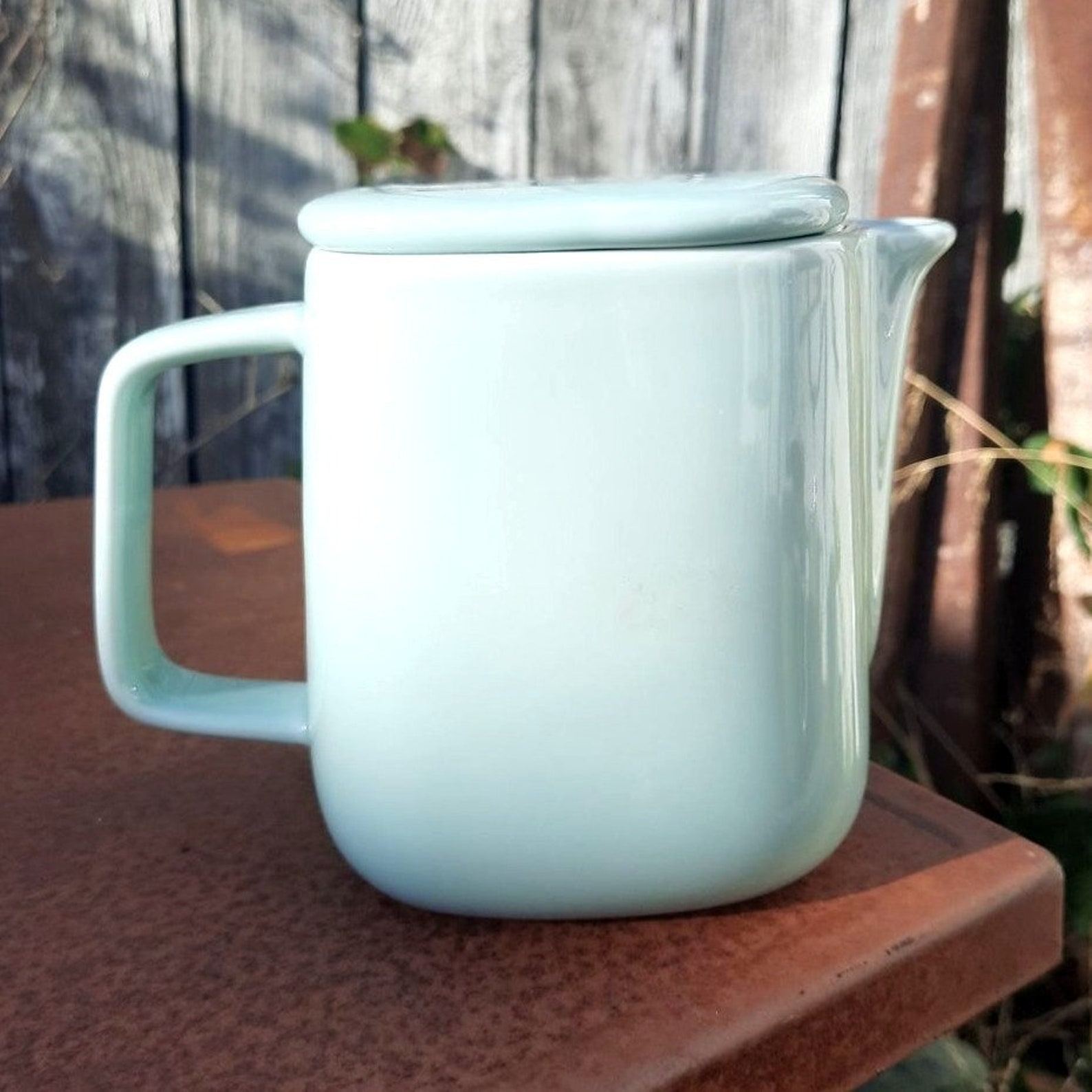 New Alessi for Delta Airlines First Class Lidded Teapot by Kristiina ...