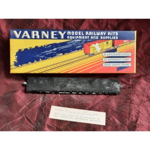 Vintage 1946 Varney Toy Train Flatcar Great Northern 50' F-5 HO Gauge ...