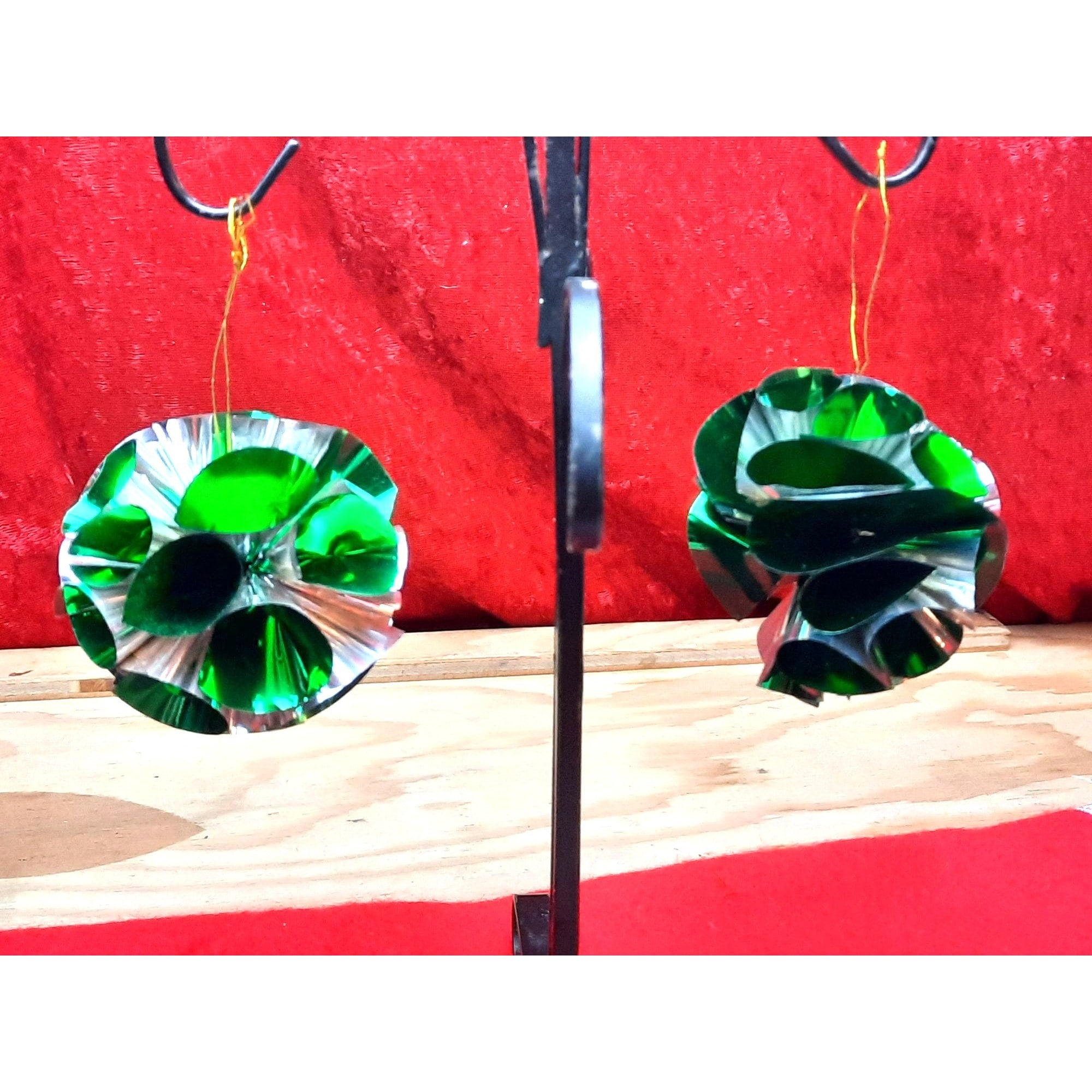 Vintage Pick N Save Green and Silver Foil Retro Atomic Pom Pom ...