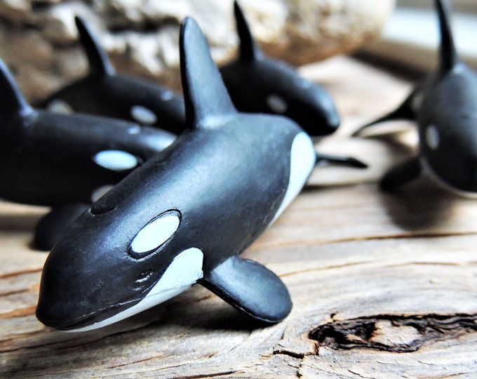MINIATURE KILLER WHALE Orca Animal Figures Figurines Dollhouse Fairy ...