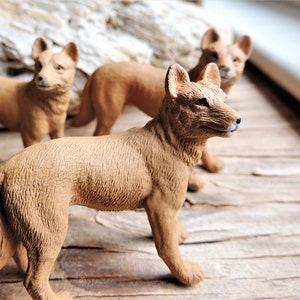 DINGO MINIATURE Animals Figurines Figures Australian Wild Dog Fairy ...
