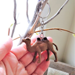 KEYCHAIN Key Chain CAMEL Key Ring Key Fob Fun Cool Unique Keychains ...