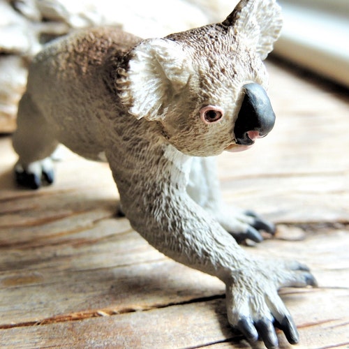 Large MINIATURE WALLABY Animals Figure Figurine Dollhouse - Etsy