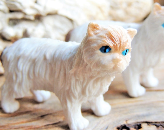 MINIATURE CAT FIGURINES Animal Mini Figure Birman Cats Kitten White ...