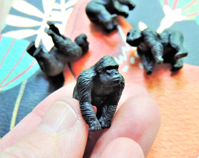 Set of MINIATURE ANIMALS Random Assortment Micro Mini for - Etsy