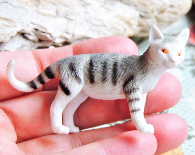 MINIATURE CAT FIGURINES Animal Mini Figure Gray Tabby Cats - Etsy
