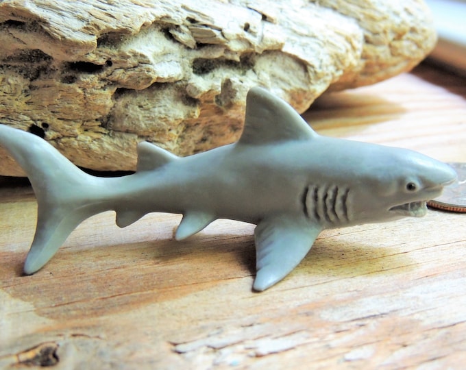 SHARK MINIATURE Great White Sharks Animal Figurines Figures Dollhouse ...
