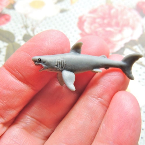 Tiny MINIATURE BLUE SHARK Animal Figurines Figures Dollhouse - Etsy