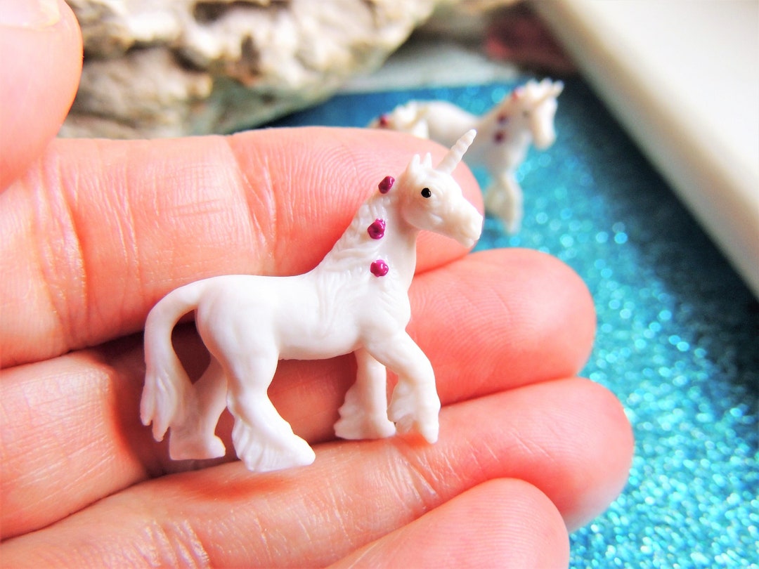 MINIATURE UNICORN Mini Figurine Figure Fairy Garden Dollhouse Diorama ...