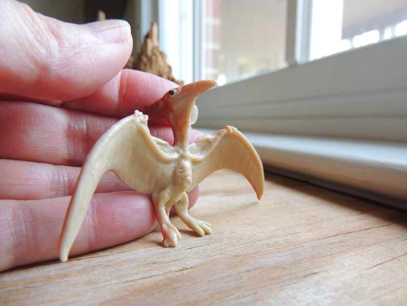 MINIATURE DINOSAUR Pterodactyl Dino Plastic Toy Figure Figurine ...
