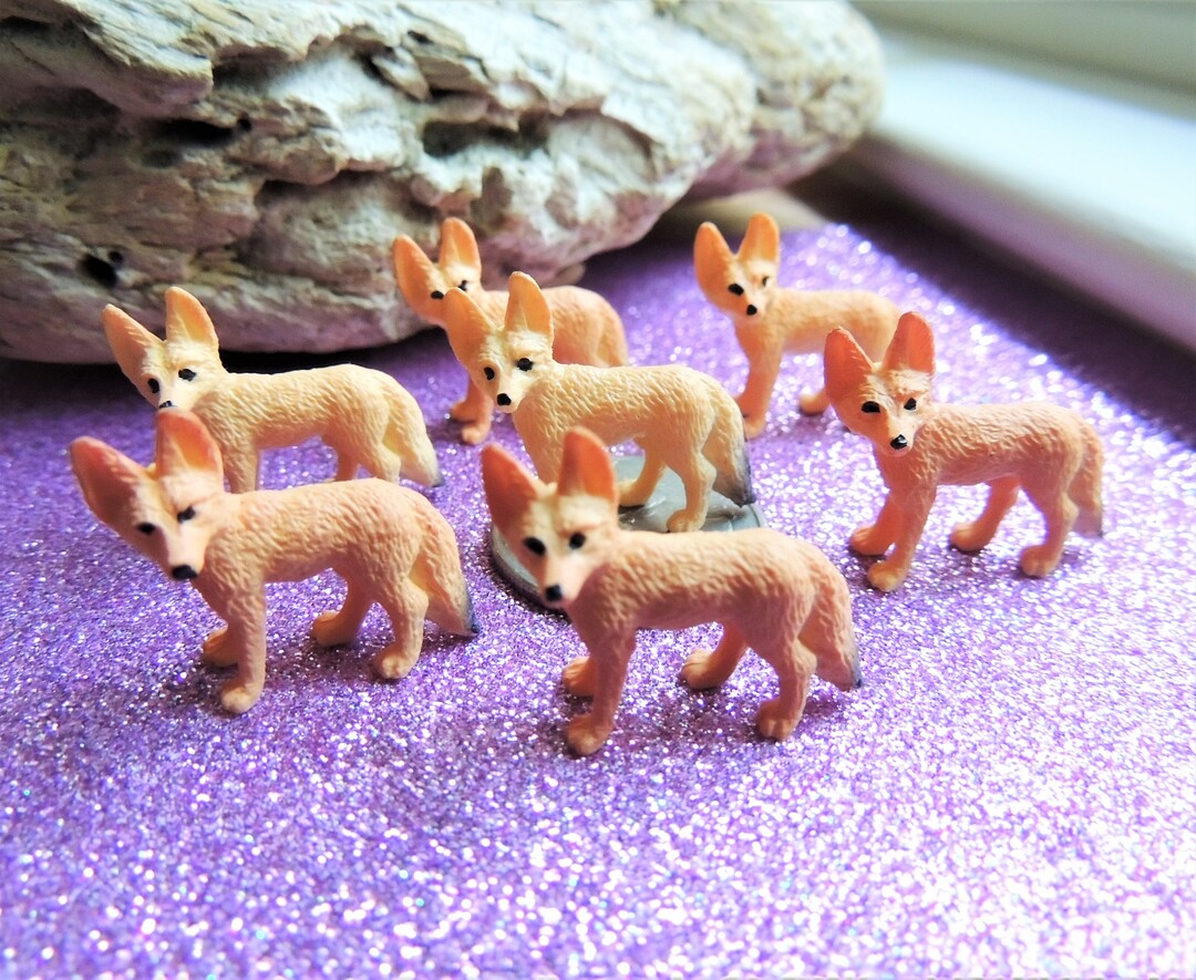 MINIATURE FENNEC FOX: Animal Mini Figurines Figures Terrarium Dollhouse ...