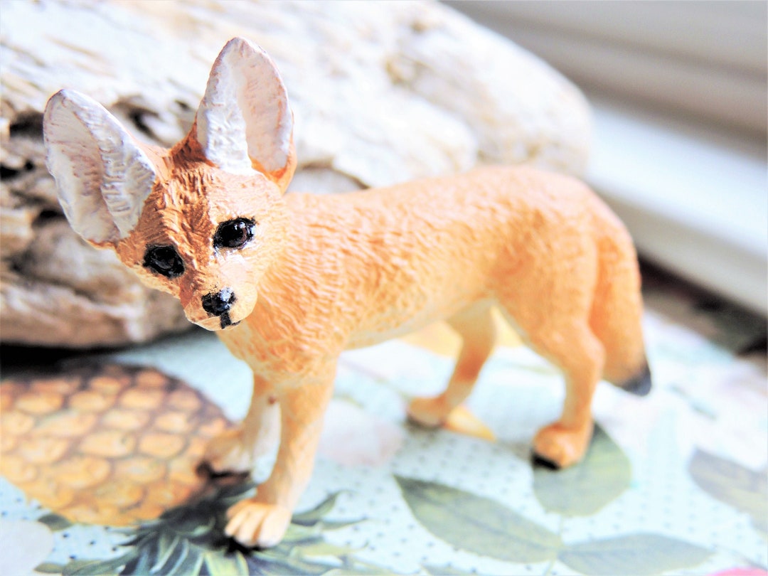 Large MINIATURE FENNEC FOX Animals Figure Figurine Diorama Dollhouse ...