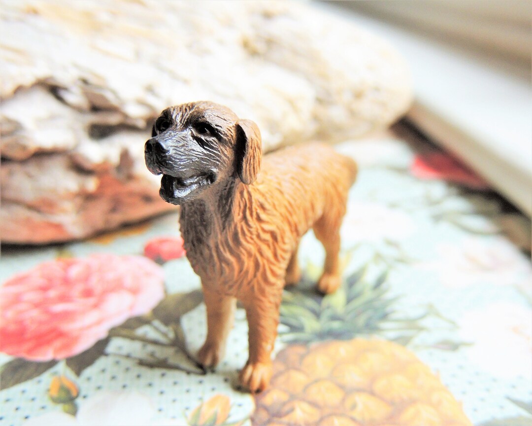 DOG MINIATURE Animals Figurines Figures Golden Retriever Fairy Garden ...