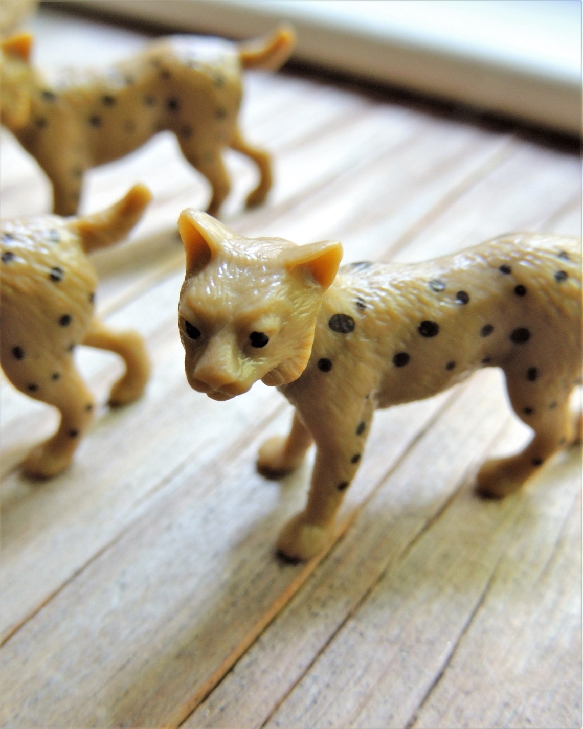 MINIATURE BOBCAT Animals Figures Figurines Diorama Terrarium - Etsy