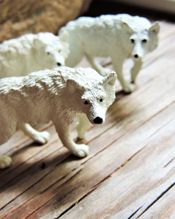 MINIATURES WHITE WOLF Animal Figures Figurines Dollhouse | Etsy