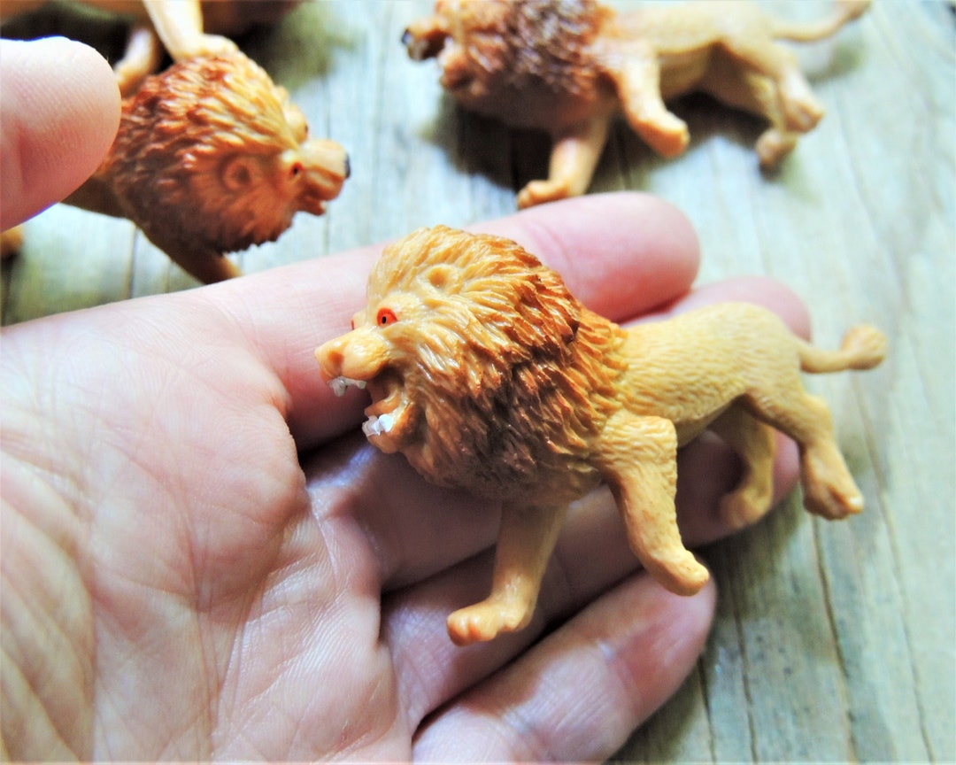 MINIATURE LION Plastic Animal Figures Figurines for Fairy Gardens ...