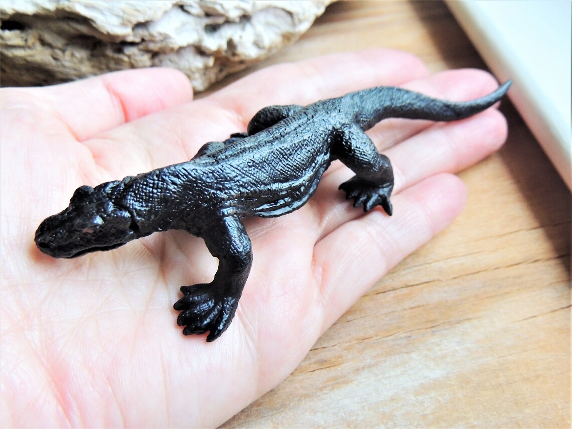 Miniature KOMODO DRAGON Animals Figure Figurine Dollhouse - Etsy