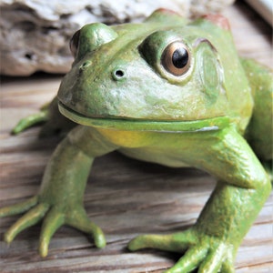 Large MINIATURE AMERICAN BULLFROG Animals Figurines Figures Diorama ...
