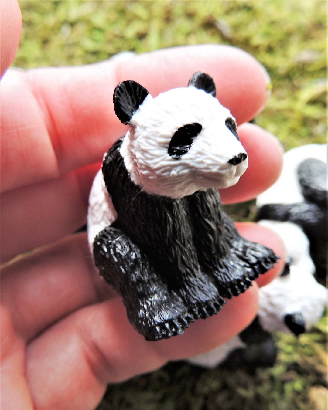 MINIATURE PANDA Sitting Animal Figure Figurine Dollhouse Diorama ...