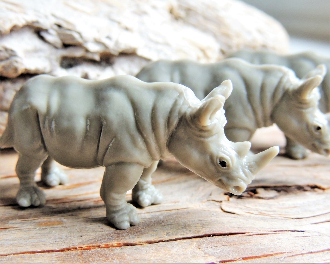 MINIATURE RHINO Animal Figurines Figures Fairy Gardens Dollhouse ...