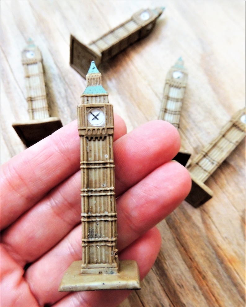 MINIATURE BIG BEN Landmark London Plastic Figures Figurines Terrarium ...
