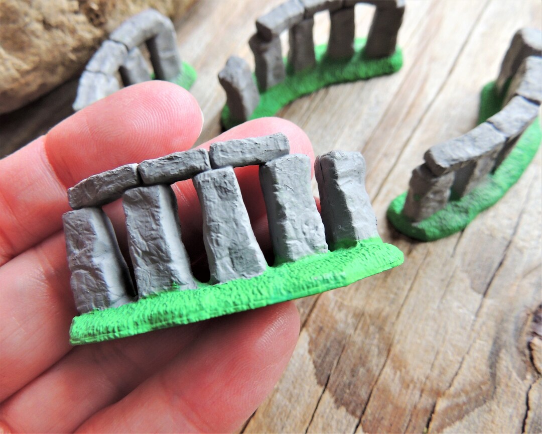 MINIATURE STONEHENGE SECTION Figure Figurine Fairy Garden Terrarium ...