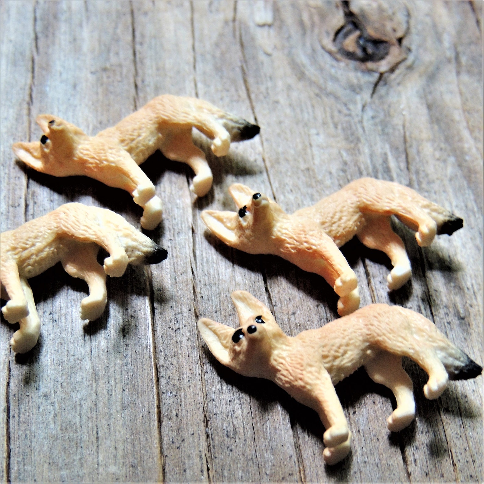 MINIATURE FENNEC FOX: Animal Mini Figurines Figures Terrarium Dollhouse ...