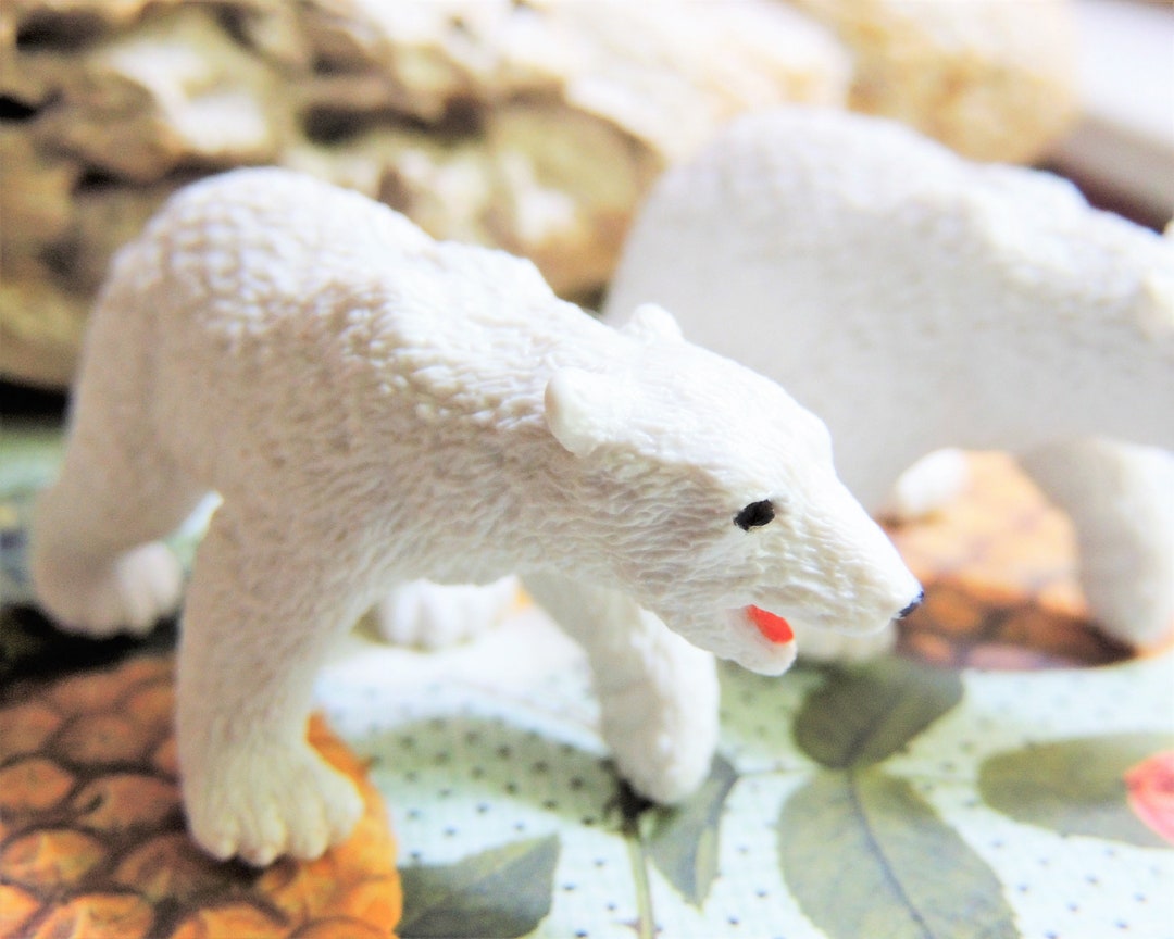 POLAR BEAR MINIATURE Animal Figurine Figures Fairy Garden Dollhouse ...