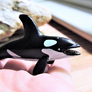 MINIATURE KILLER WHALE Orca Animal Figures Figurines Dollhouse Fairy ...
