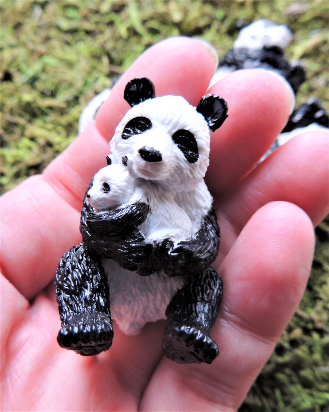 MINIATURE PANDA Holding Baby Animal Figure Figurines Dollhouse Fairy ...