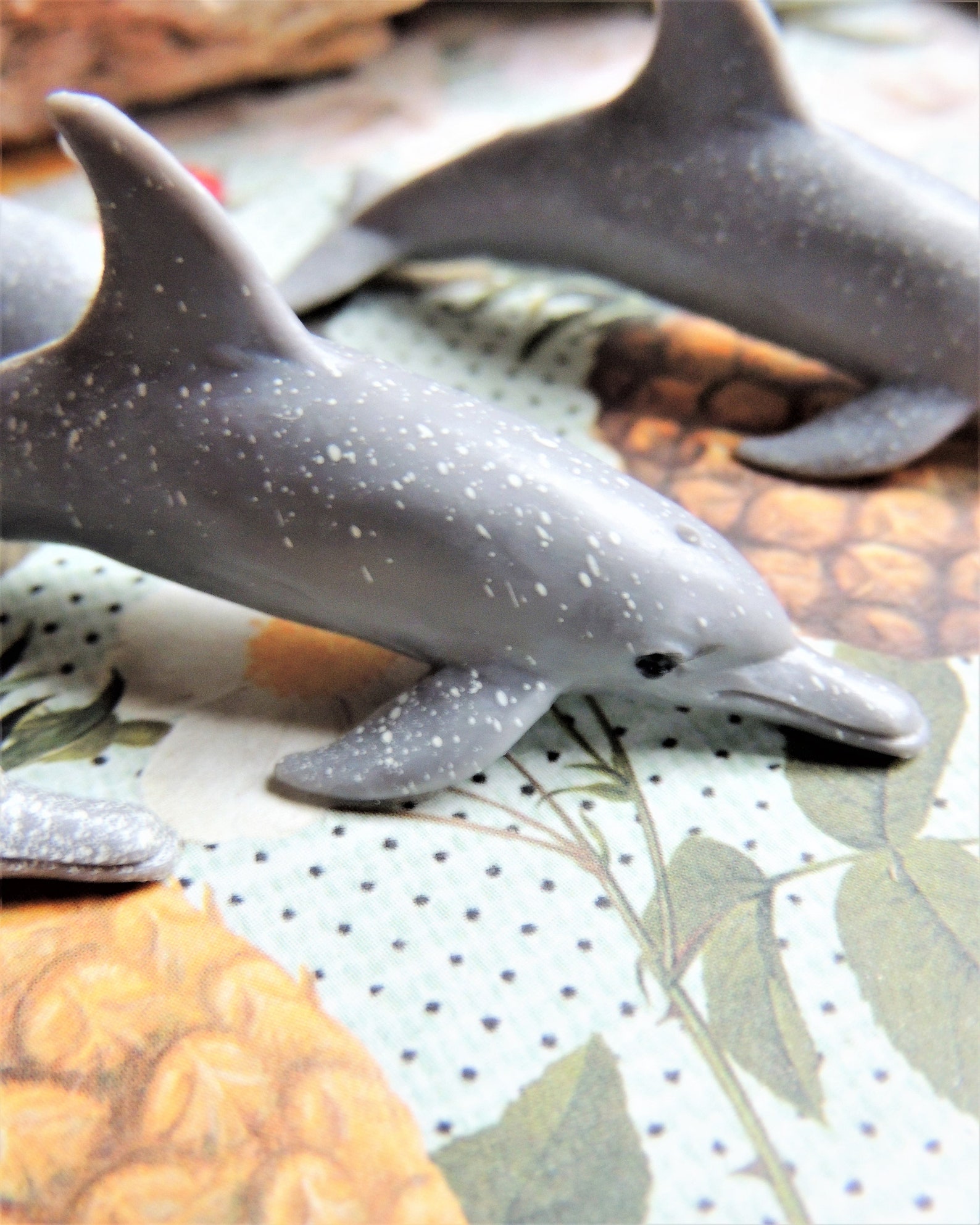 MINIATURE Animals Spotted Dolphin Figure Figurine Dollhouse Fairy ...