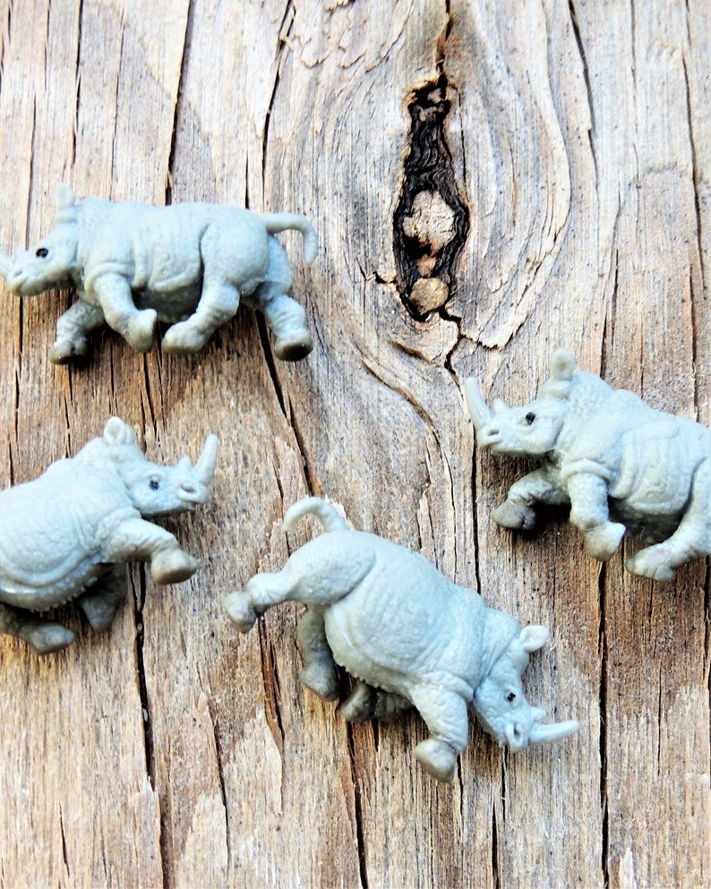 MINIATURE ANIMALS RHINO Micro Mini Rhinos Figurine Figure Dollhouse ...