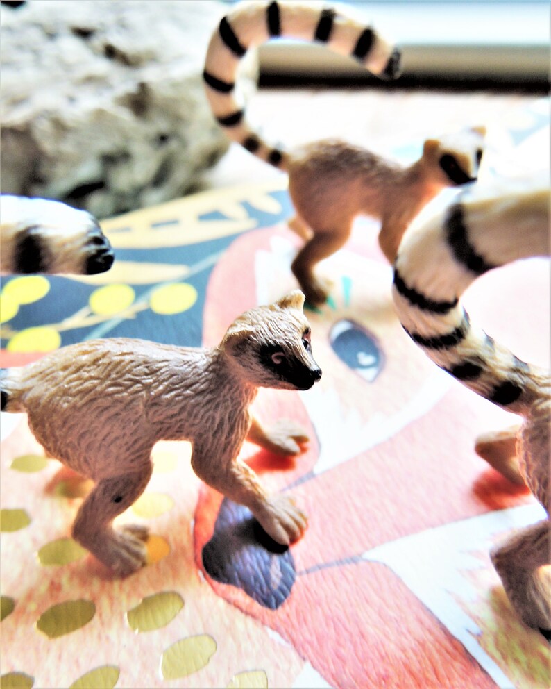 MINIATURE ANIMALS LEMUR Plastic Animal Figure Figurines - Etsy