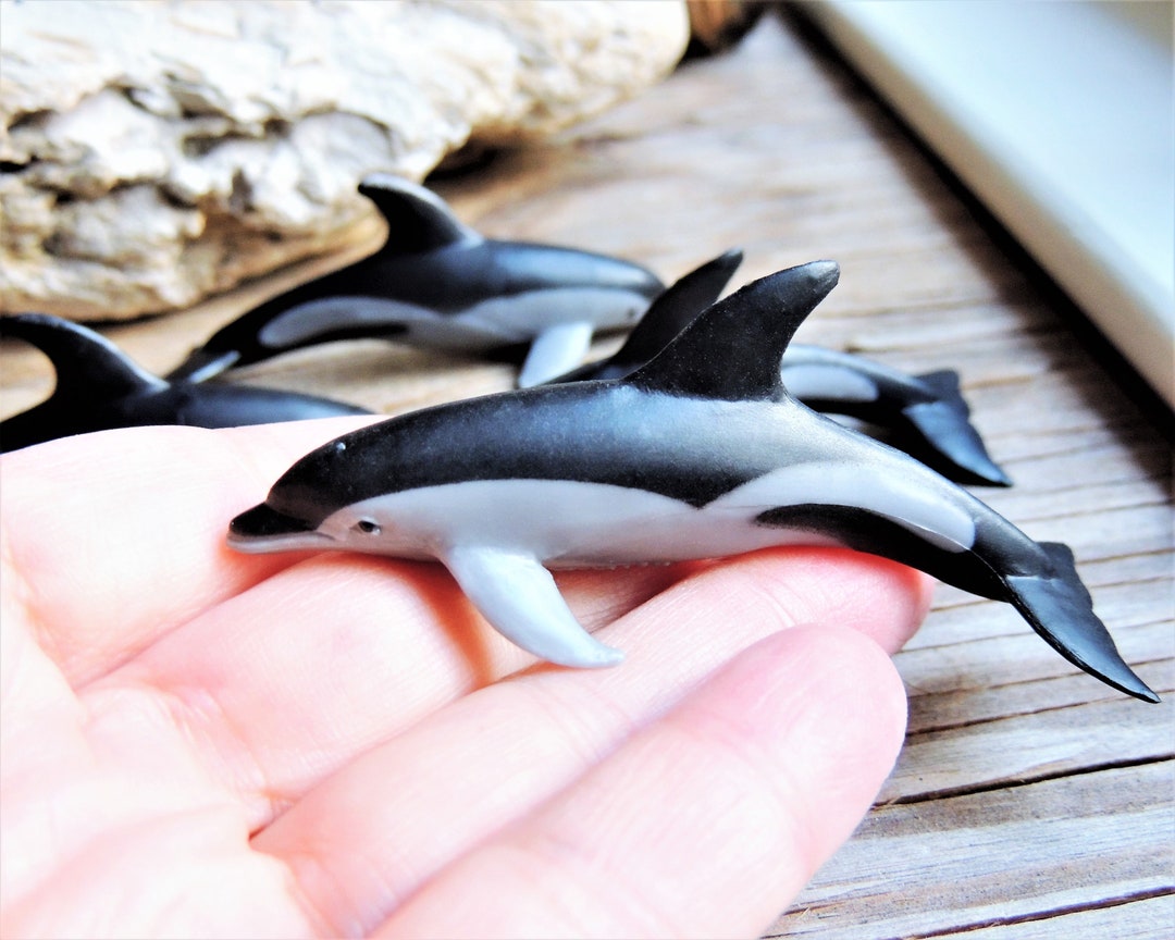 DOLPHIN MINIATURE Animal Common Dolphin Figure Figurine Dollhouse Fairy ...