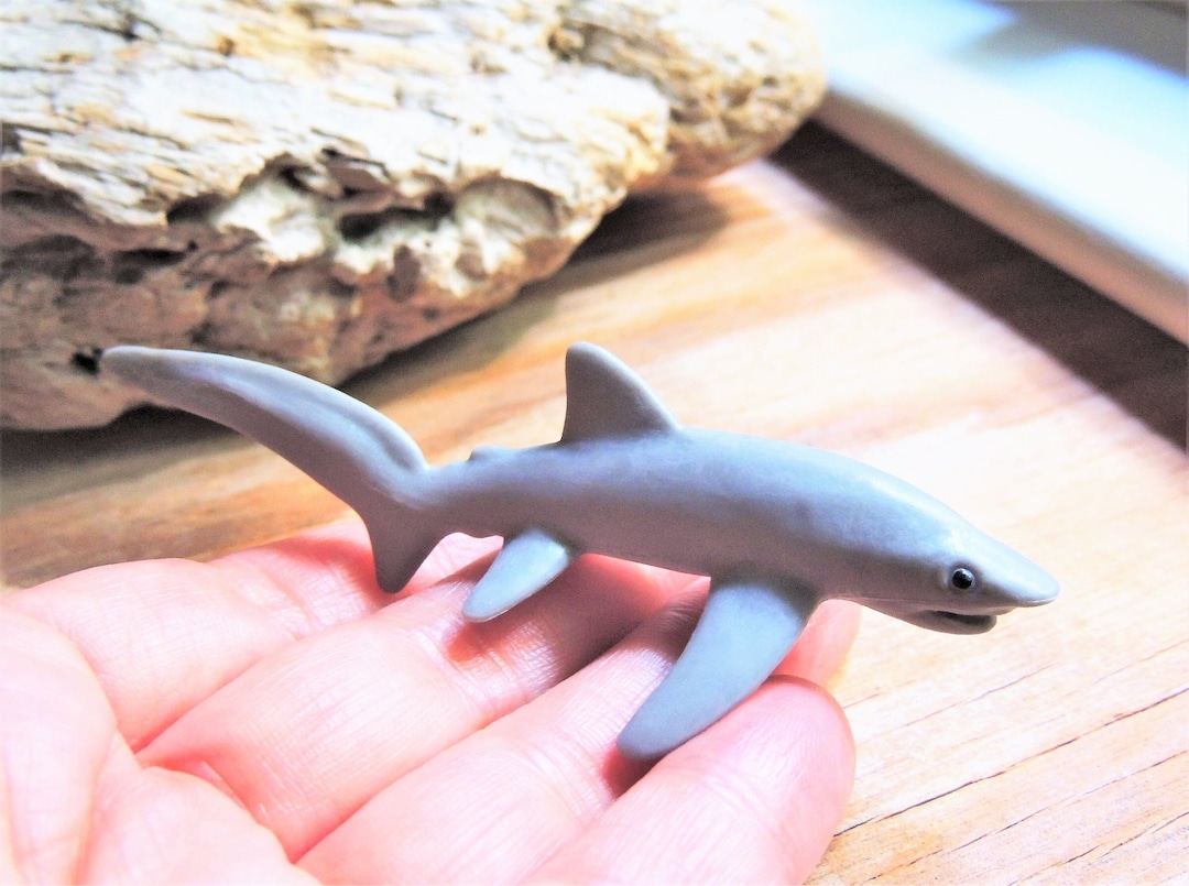 SHARK MINIATURE Thresher Sharks Animal Figurines Figures Dollhouse ...