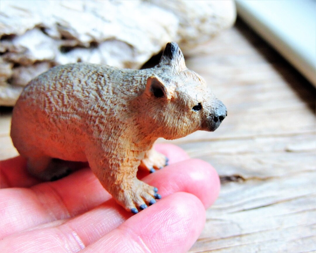 Large MINIATURE WOMBAT Animals Figures Figurines Dollhouse Fairy Garden ...