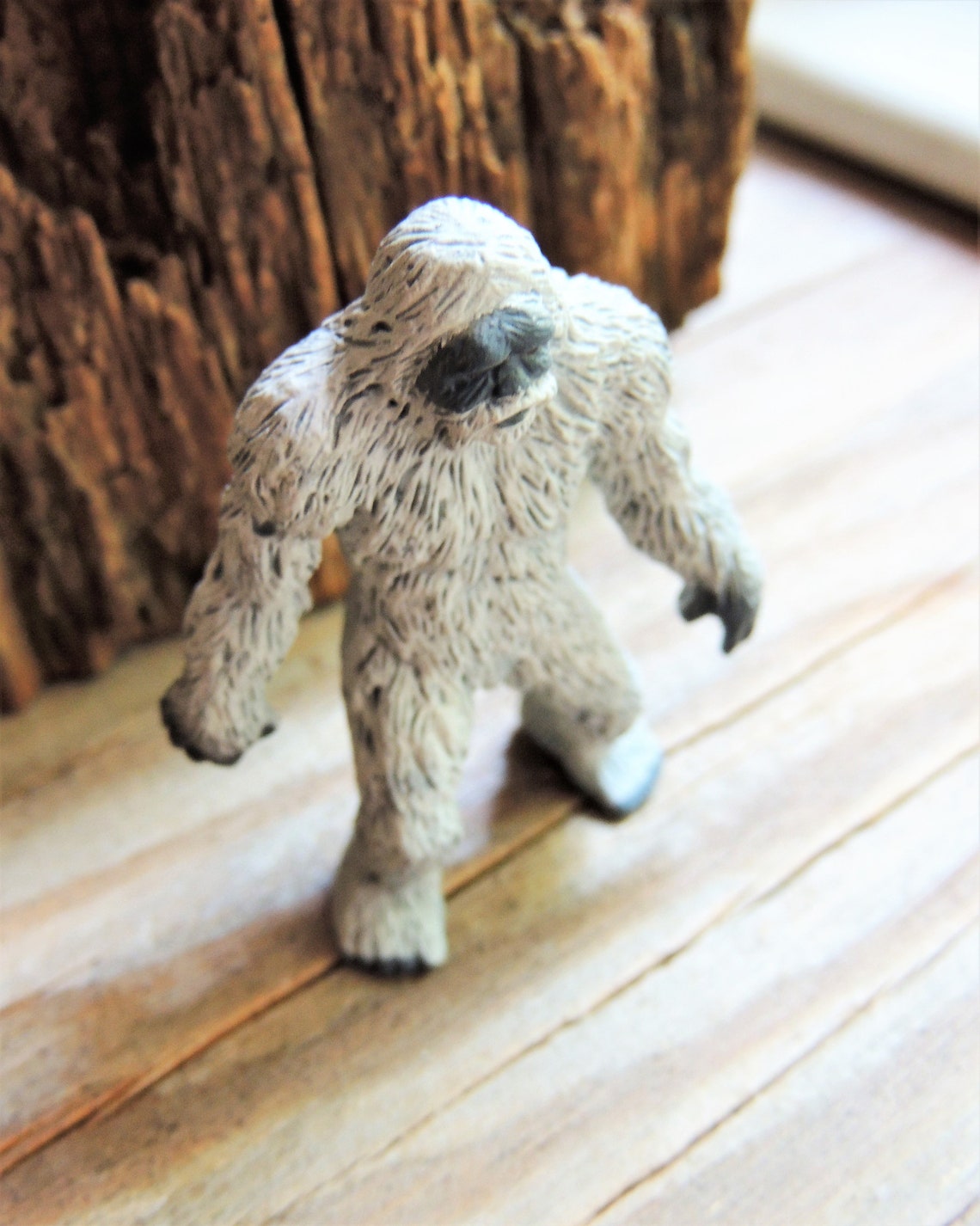 Miniature Yeti Abominable Snowman Figurine for Fairy Garden Dollhouse ...