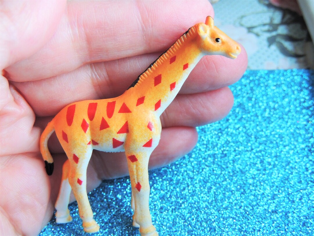 MINIATURE GIRAFFE Toy Animal Figures Figurine Mini Fairy Gardens ...