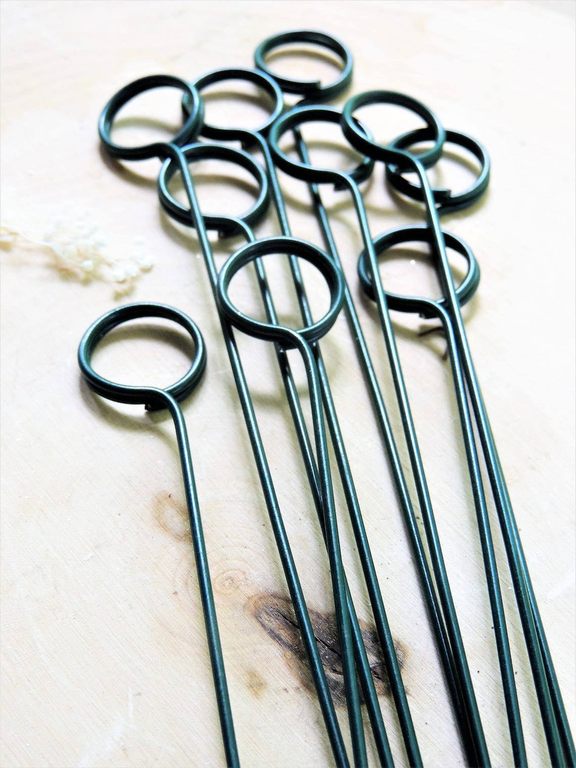 Set of 10 Green Tall Wire Card Holder Table Number Place Card | Etsy