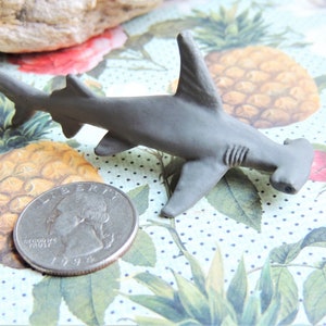 MINIATURE HAMMERHEAD SHARK Animals Figures Figurines Dollhouse Diorama ...