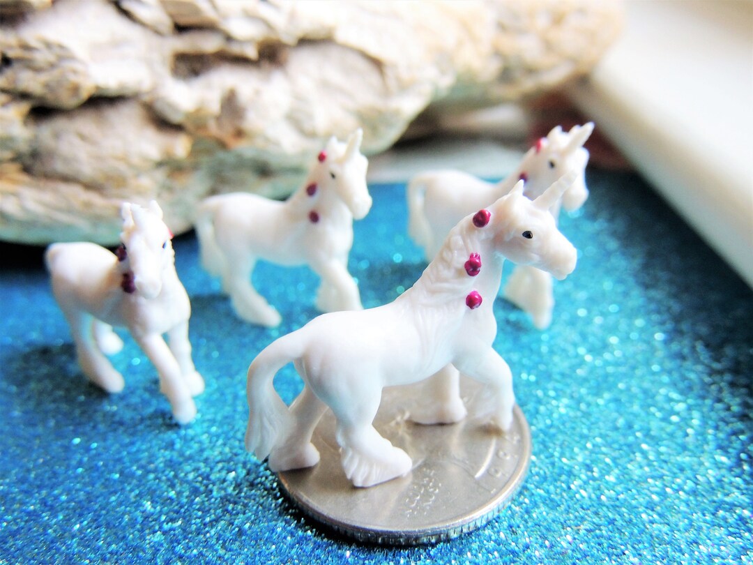 UNICORN MINIATURES Mini Figurine Figure Fairy Garden Dollhouse Diorama ...