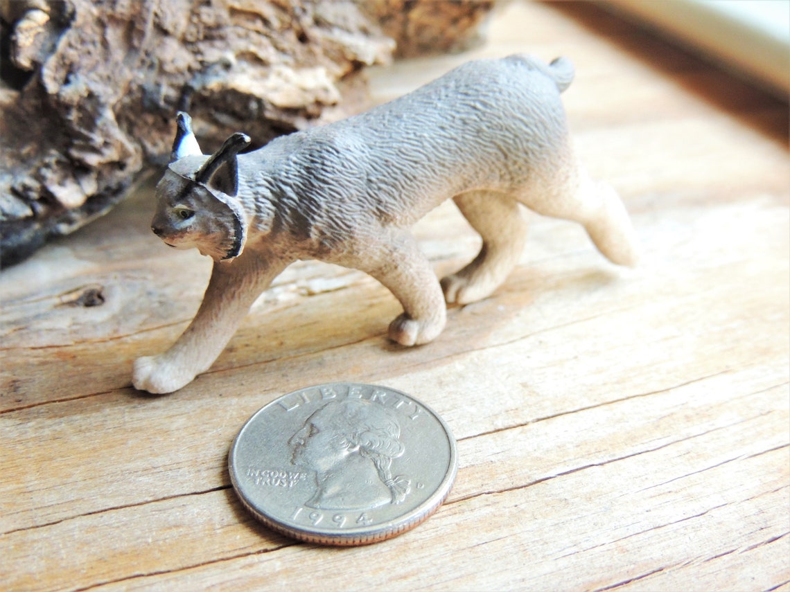 MINIATURE CANADA LYNX Animals Figure Figurine Dollhouse Diorama ...