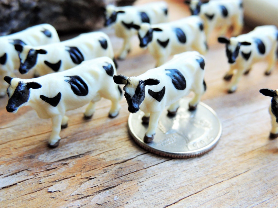 COW MINIATURES Farm Animals Holstein Cows Figures Dollhouses for Dolls ...